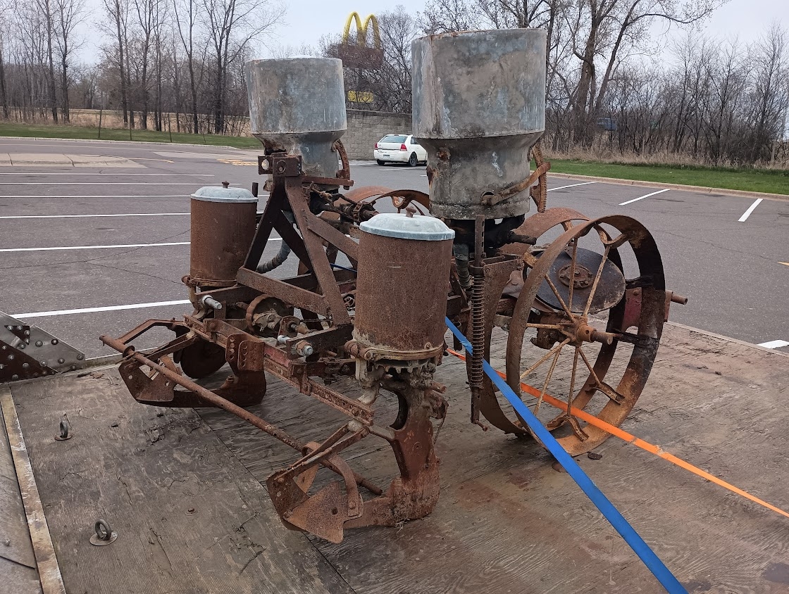 Need advice on Identification and Repair of this old corn planter ...