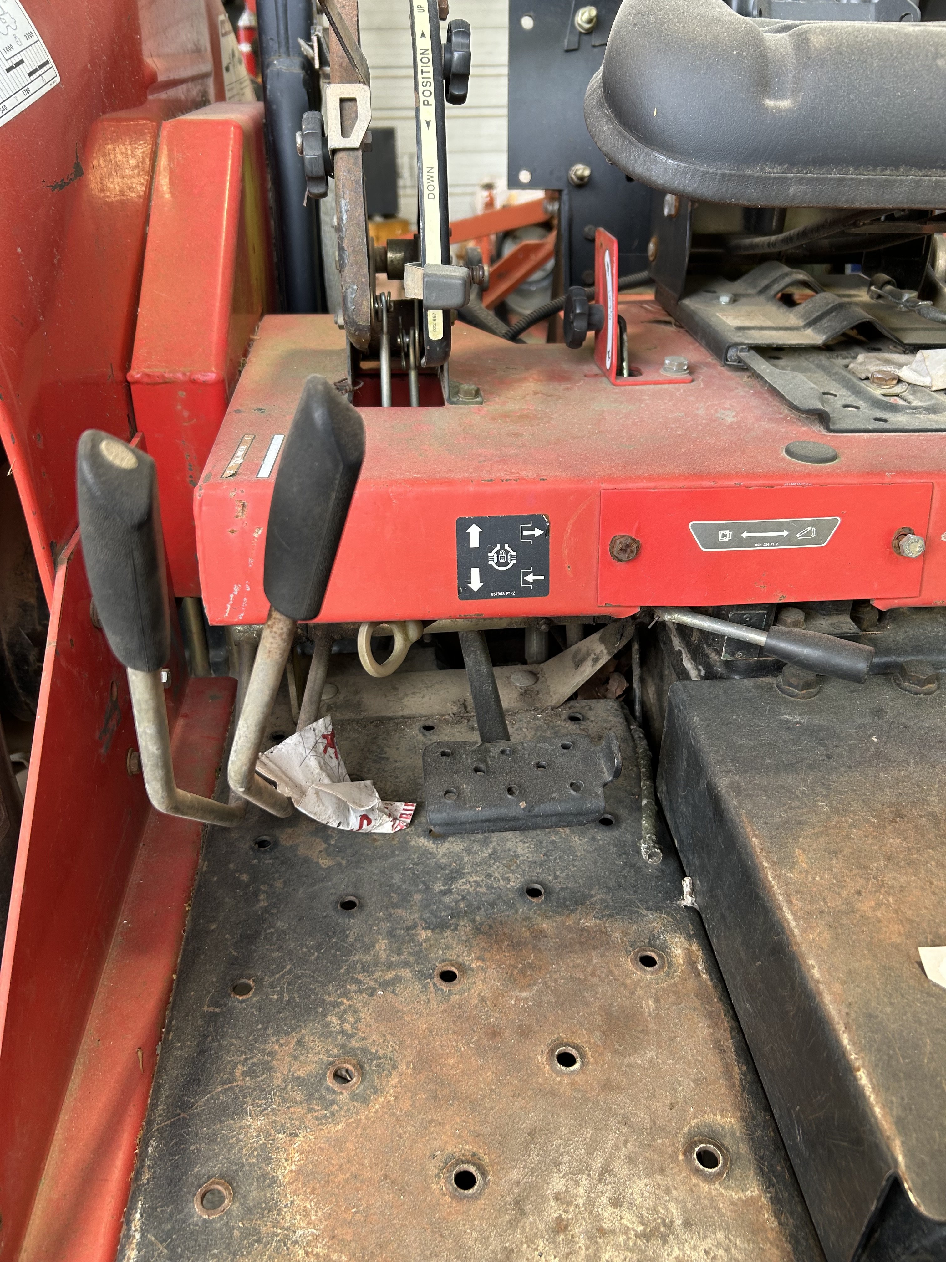 What Loaders Fit a MF 471 | Yesterday's Tractors Forums