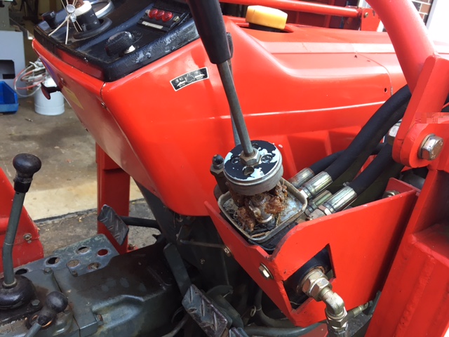 VTEKS Loader Valve Rubber Boot | Yesterday's Tractors Forums