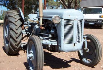 Massey Ferguson Tractor Identification | Yesterday's Tractors Forums