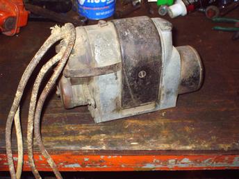 Robert Bosch 4 Cylinder Magneto Base Mount | Yesterday's Tractors Forums