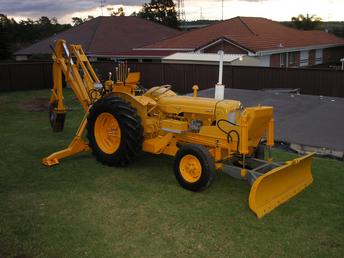 1963 Fordson Super Major With Whitlock Backhoe | Yesterday's Tractors ...